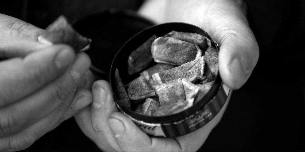 What Is Snuff: A Short Guide - Vont UK